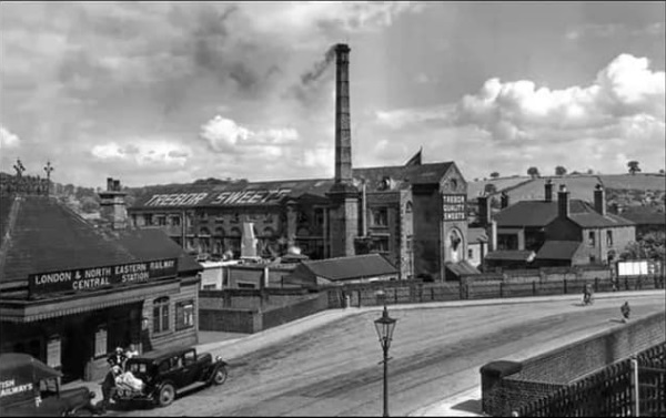 treebor, Chesterfield